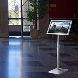 Illuminated angled poster stand